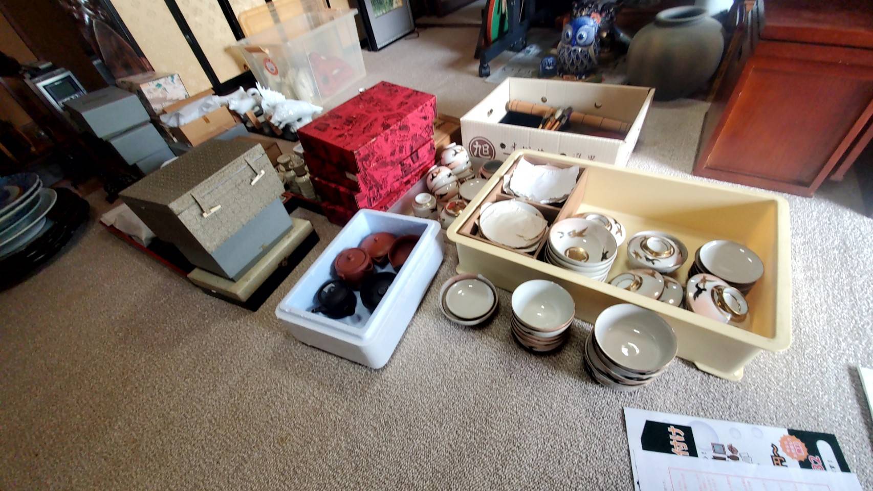 富山県・石川県・福井県で美術品買取・ブランド品買取・金買取・骨董品買取、相談は骨董買取ラボへ